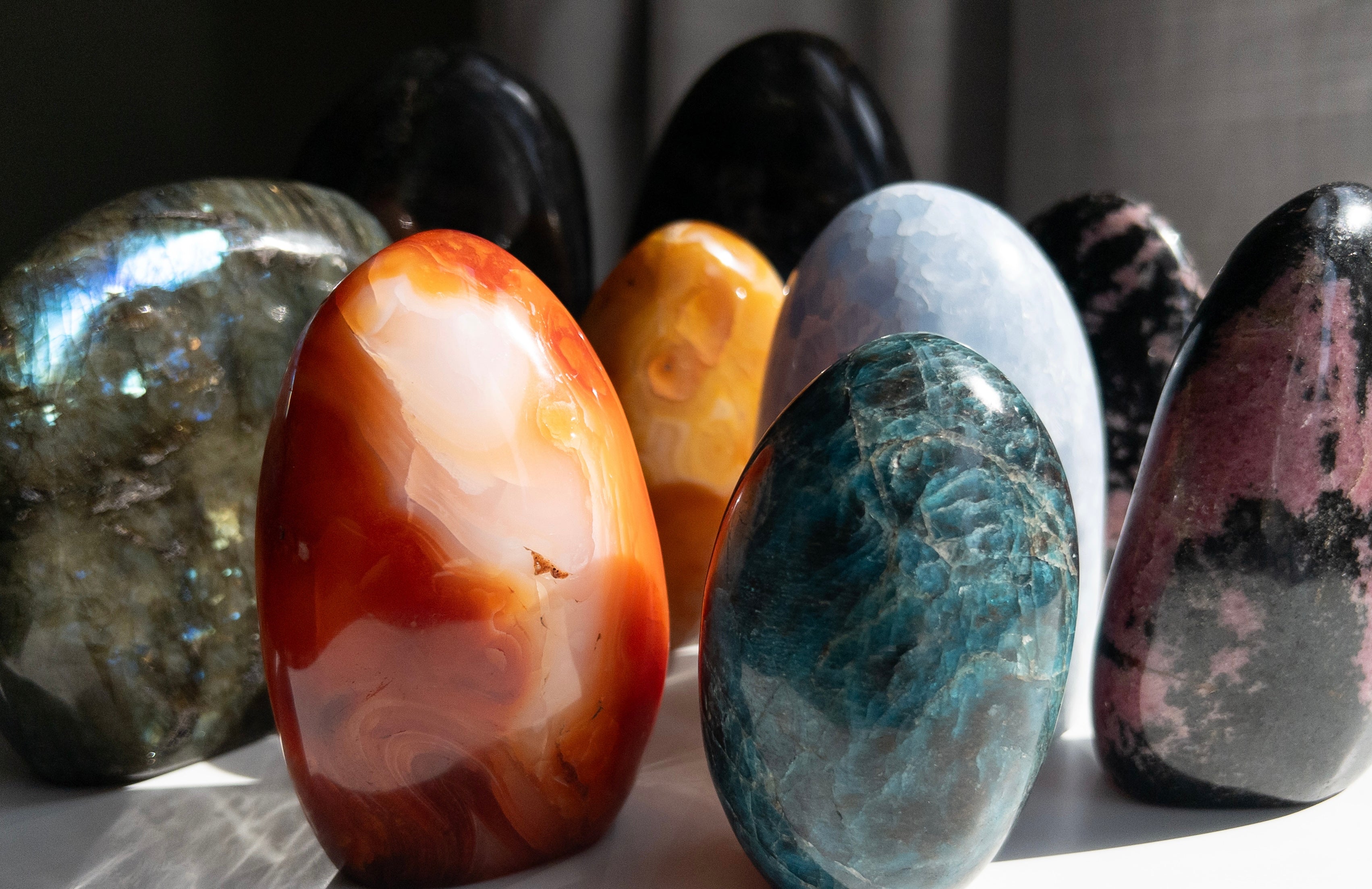 POLISHED FREE FORMS – Sorella